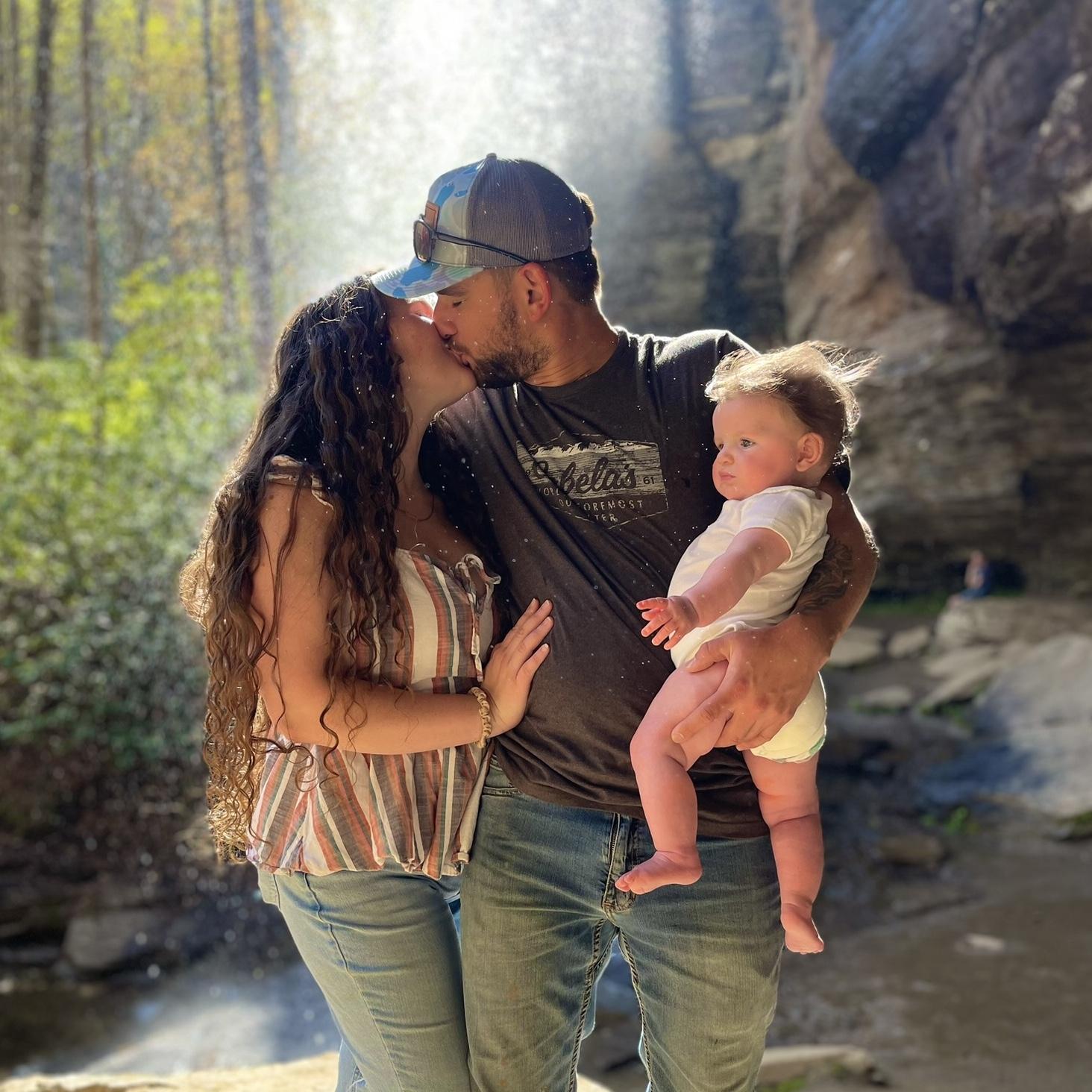 Hali Carrabis and Hunter Wade's Wedding Website