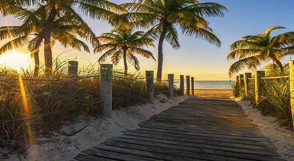 Noa Waks and Brett Rudman's Wedding Website