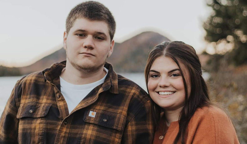 Delaney Veilleux and Ethan Hayes' Wedding Website