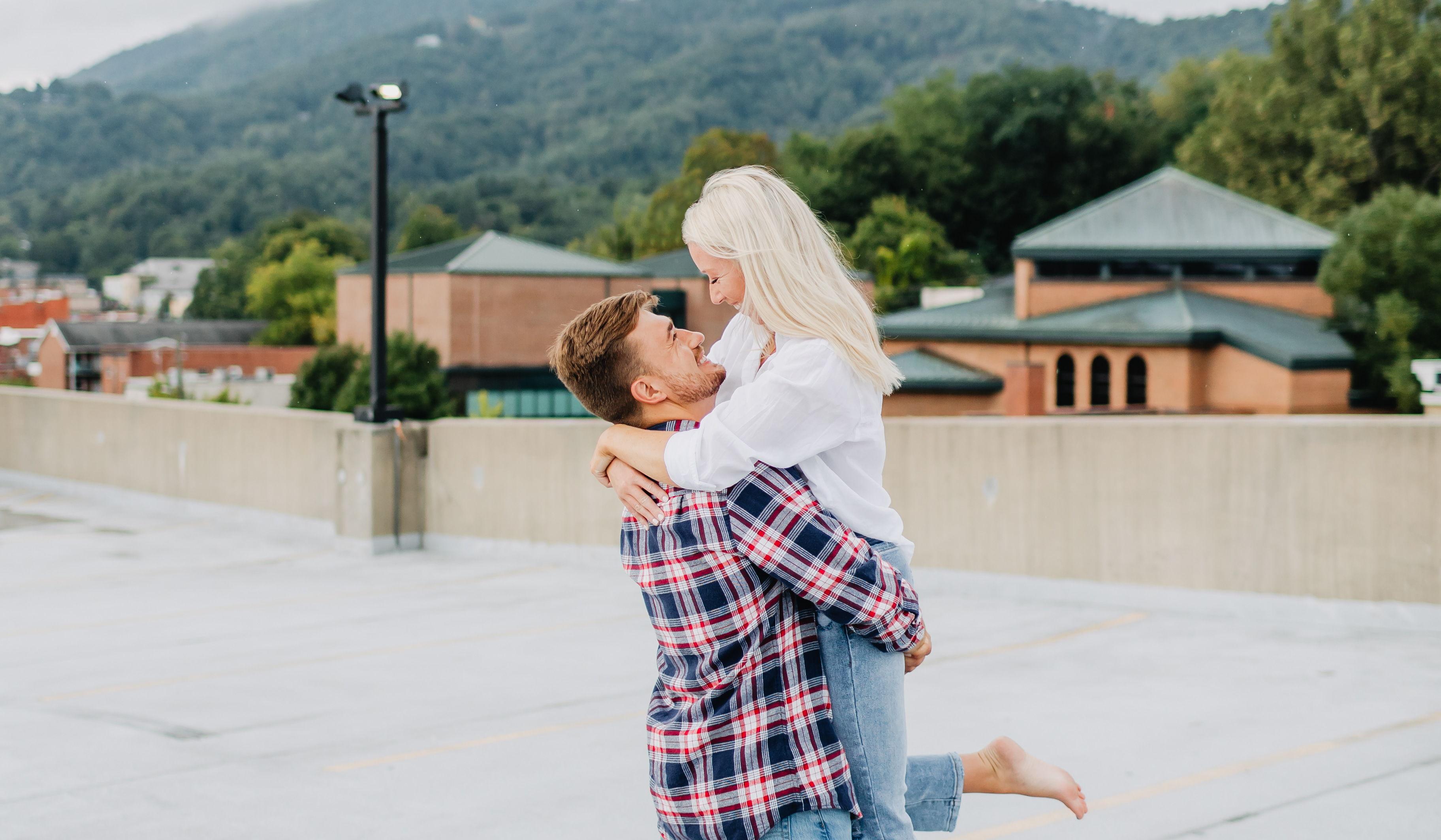 Kate Quinn and Price Harper's Wedding Website