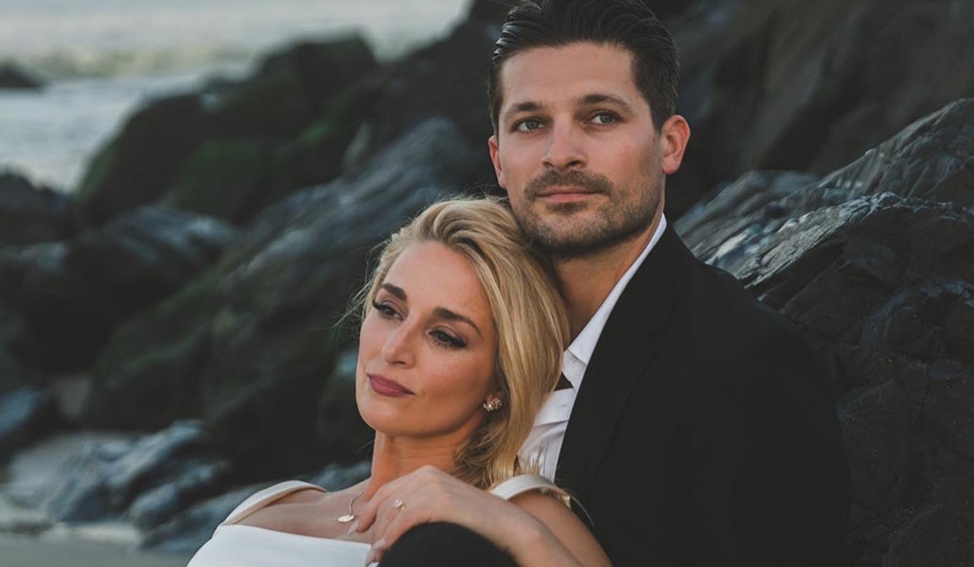 Jessica Lee Goldyn and Blake Zelesnikar's Wedding Website