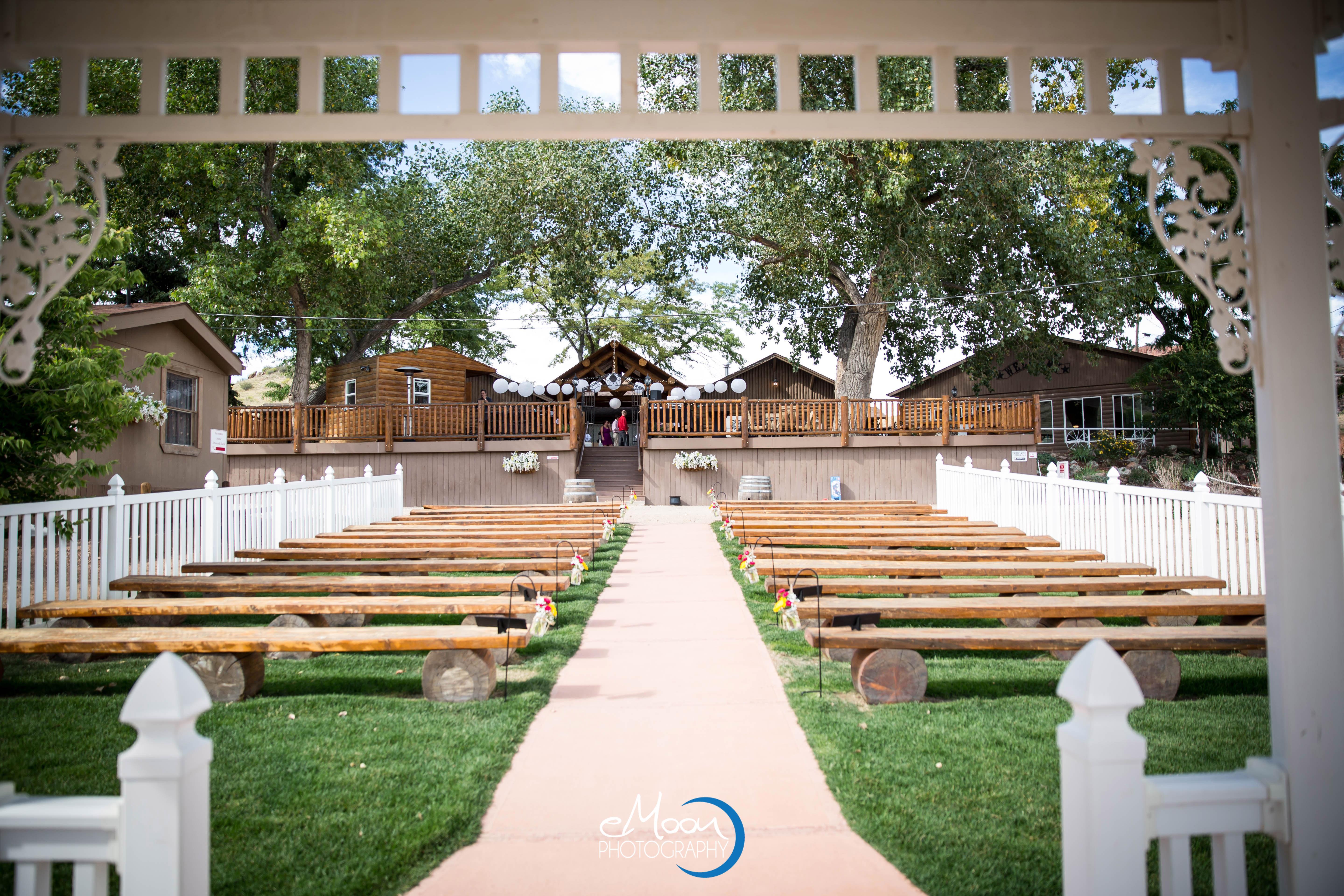 Ellis Ranch Event Center | Wedding Venues | Cost, Reviews & Photos | Zola