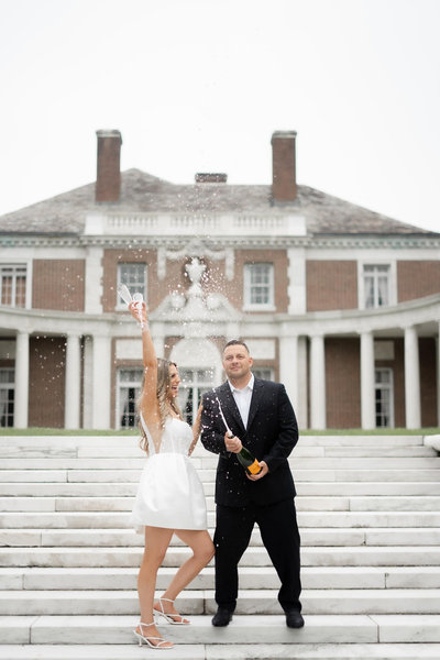 Taylor English and Lenny Vario's Wedding Website