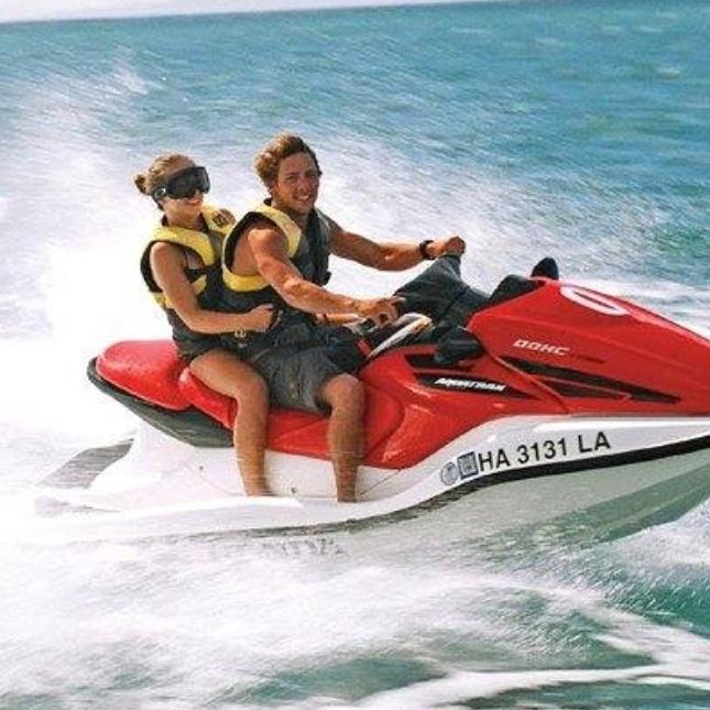 Erin Gortze and Travis Ladd's Wedding Registry on Zola