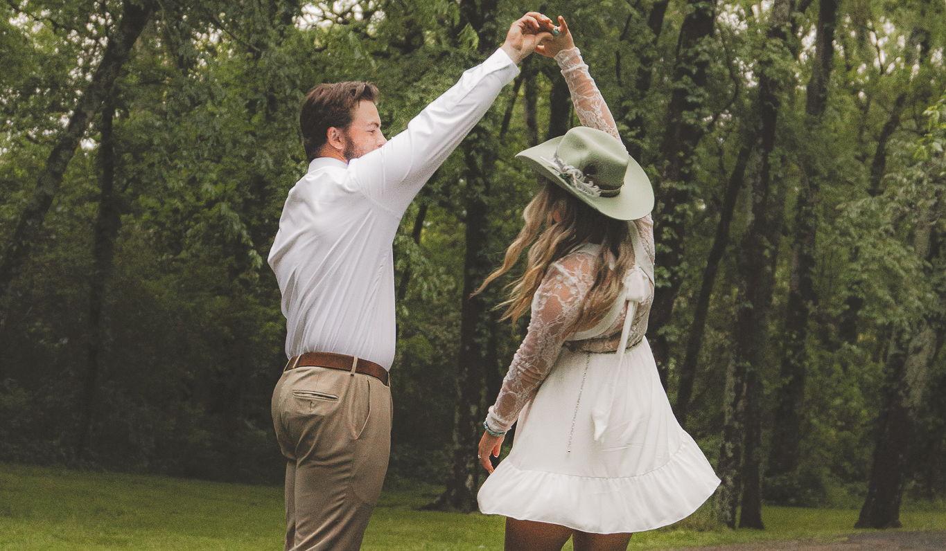 Chelsea Boleyn and Bucker Curtis' Wedding Website