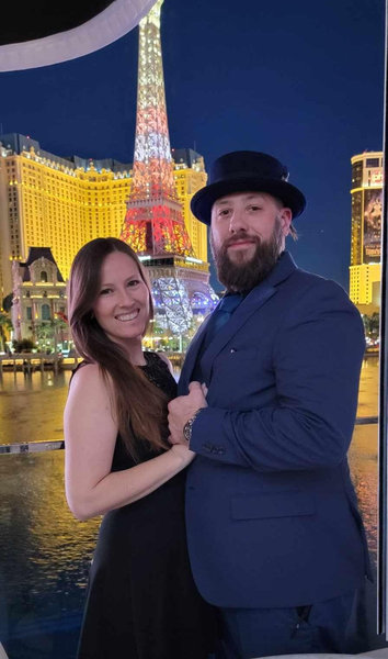Ashley Garrett and Mike Bogart's Wedding Website