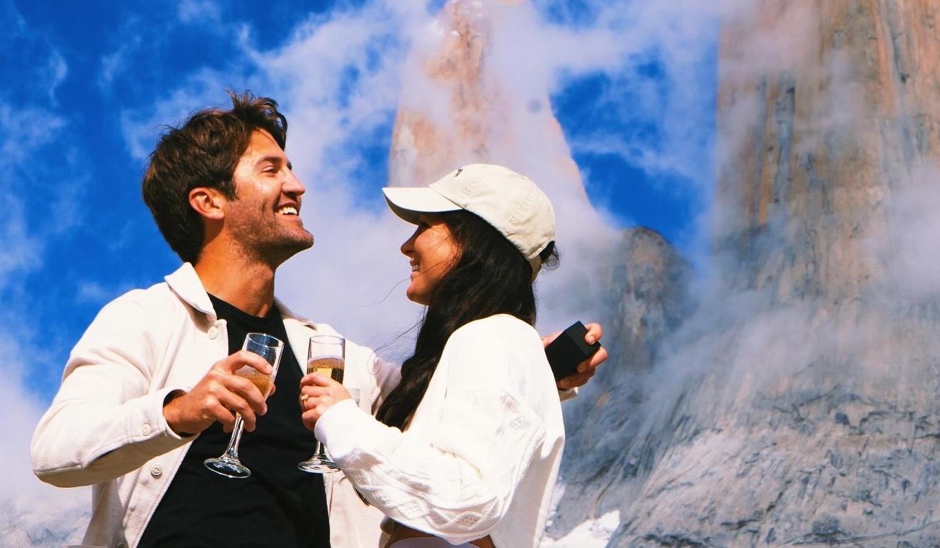 Breanna Teitelman and AJ Deasy's Wedding Website