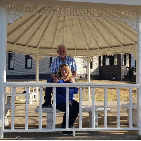 Rhonda Reid and Charles Kropp's Wedding Website