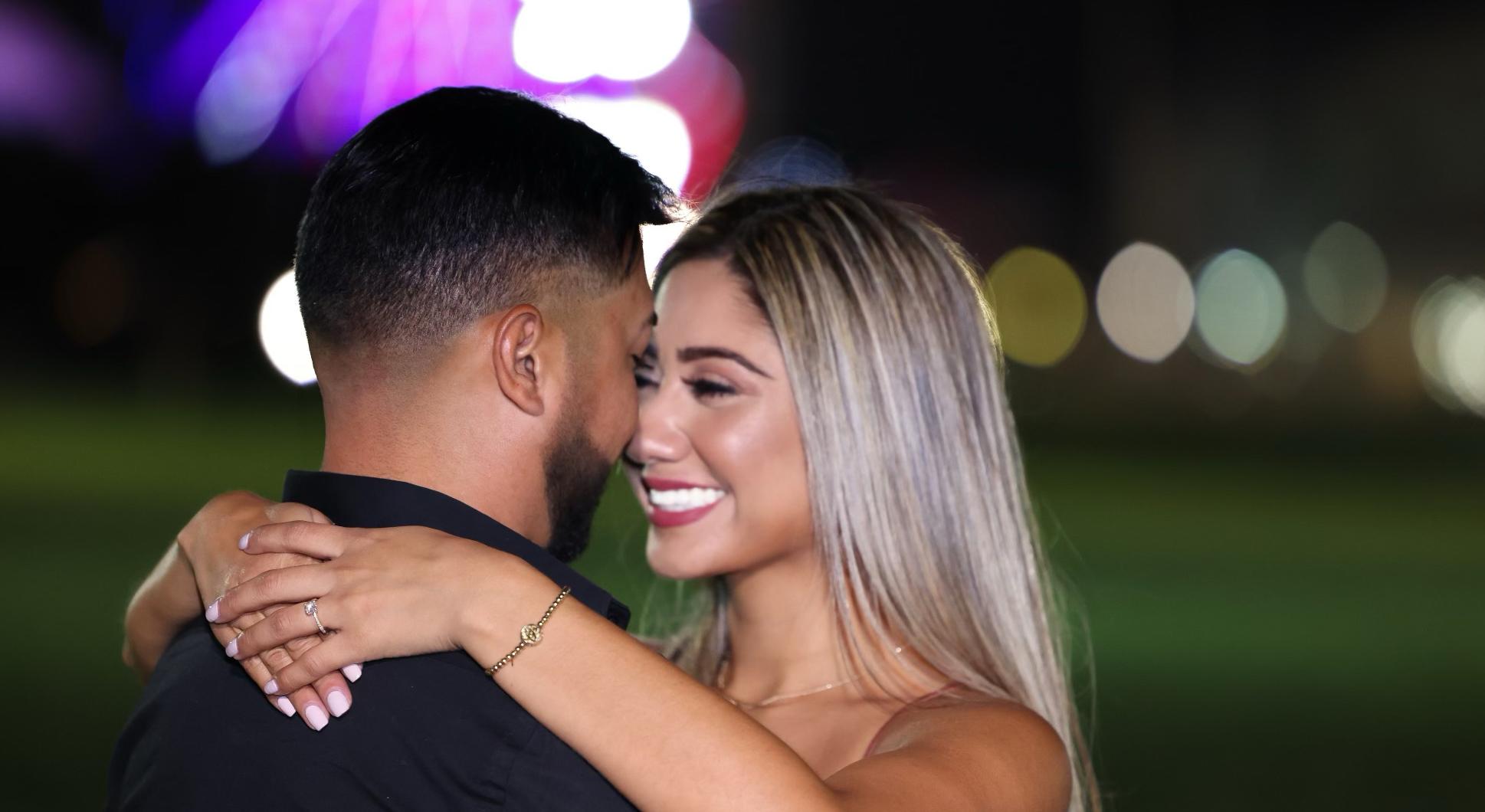 Sandra Cardoza and Junior Godinez's Wedding Website