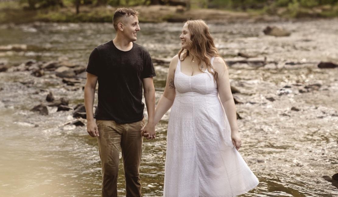 Hailee Faith Hill and Mark Dillon Field's Wedding Website