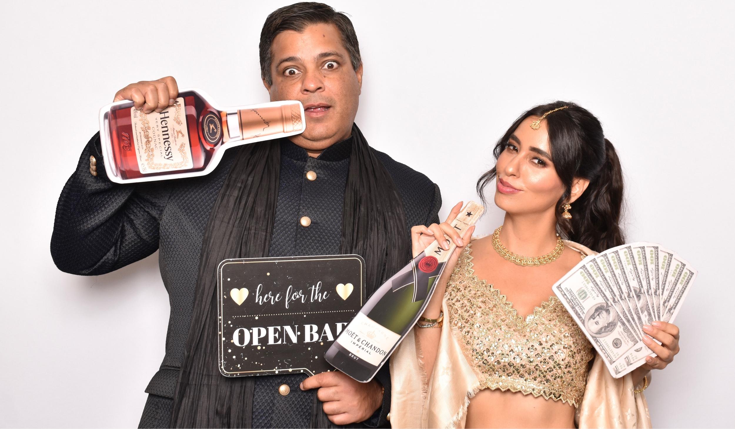 Dev Motwani and Cristina Saona's Wedding Website