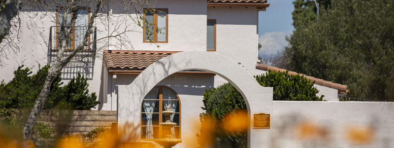 Golleher Alumni House at Cal State Fullerton | Wedding Venues | Cost ...