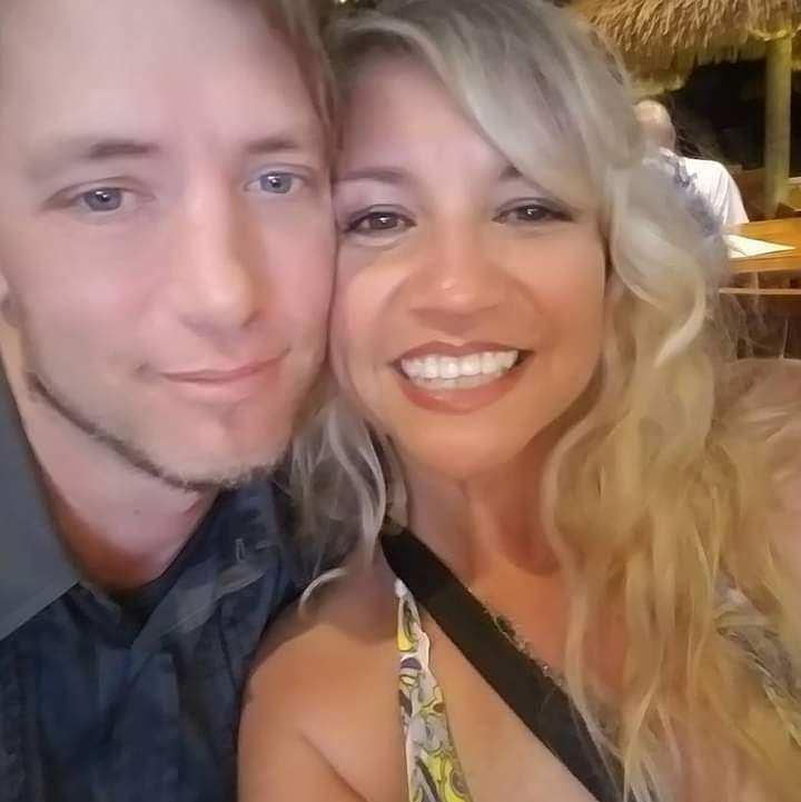 Lisa Zepeda and Chad Doyle's Wedding Website