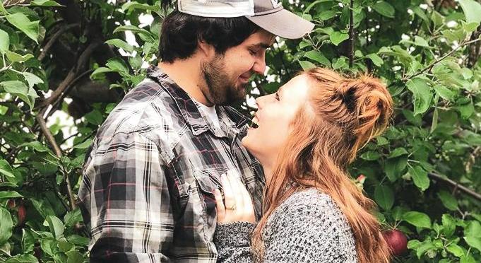 Darian Roberts and Hunter Grzywacz's Wedding Website