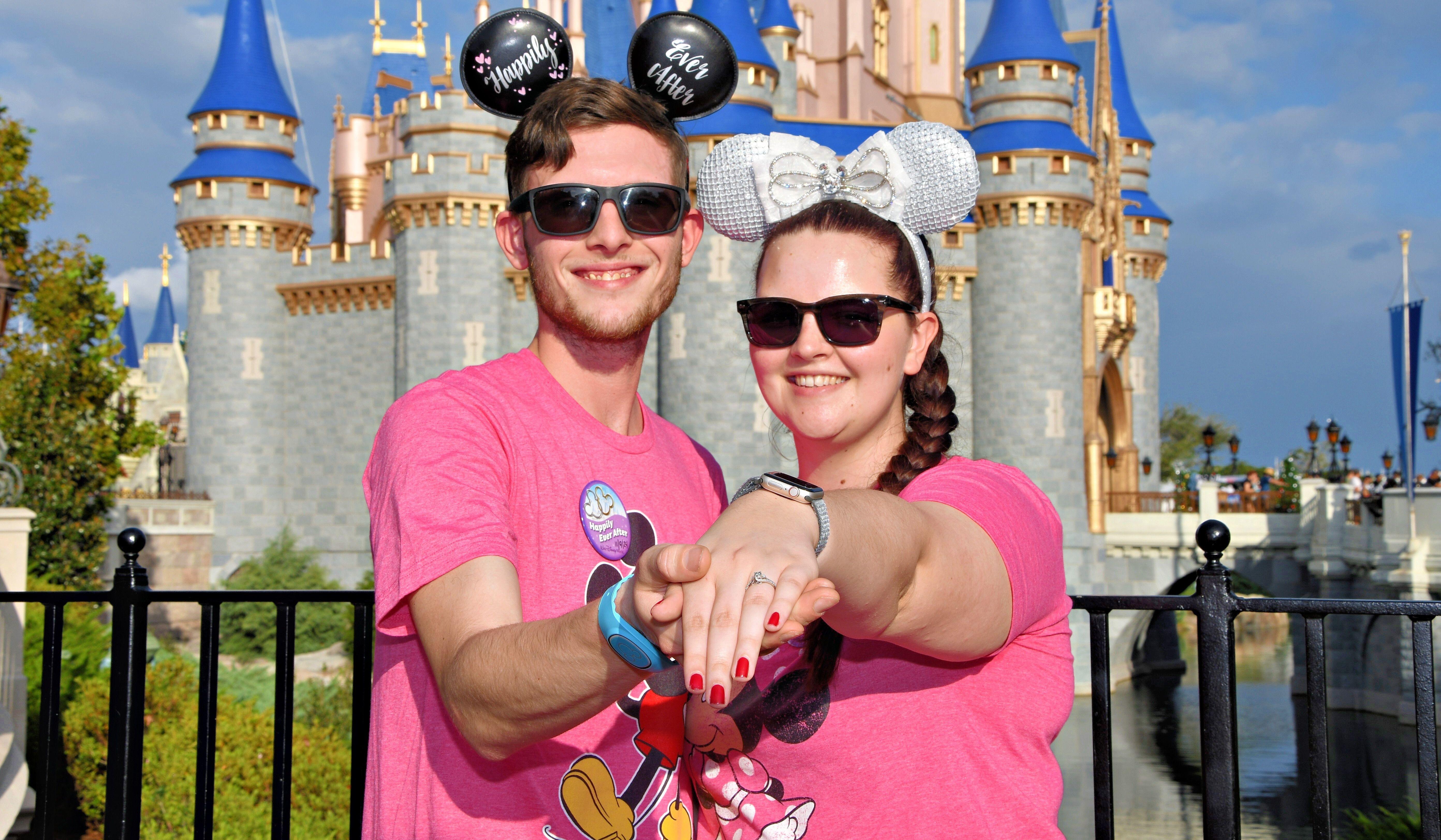 Jennifer Taggart and Austin Hosack's Wedding Website