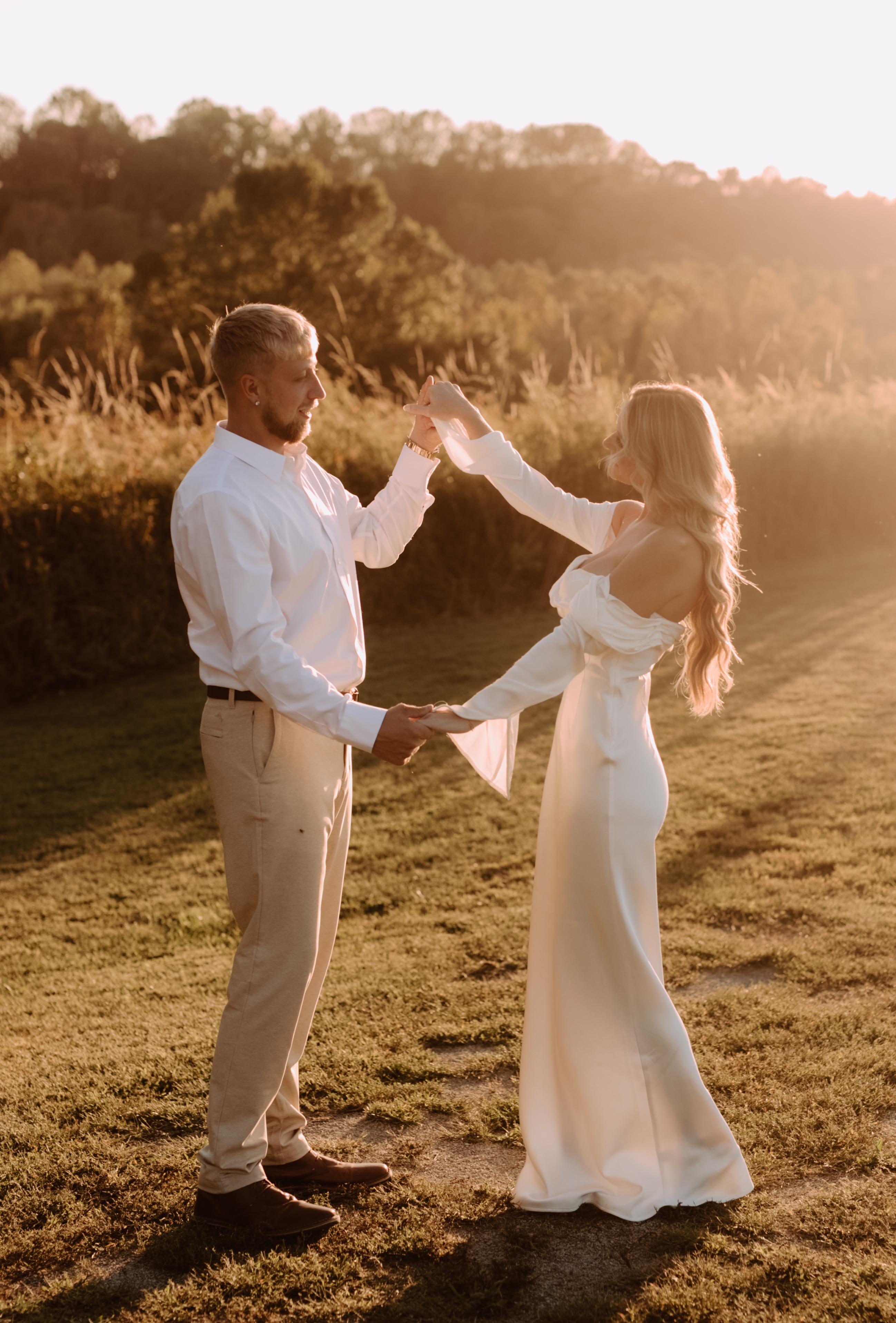 Chelsea Mattingly and Cameron Leake's Wedding Website