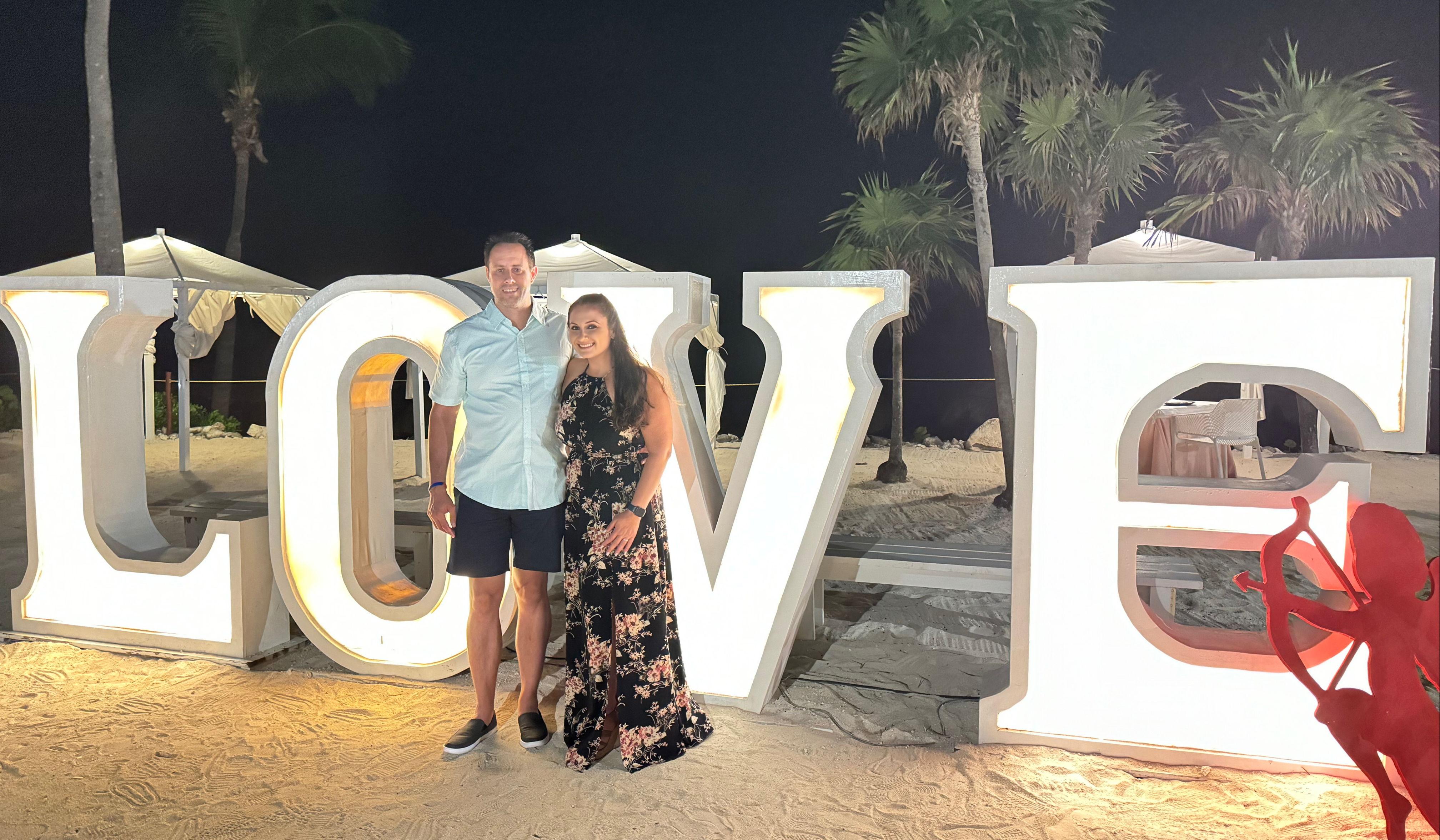 Jillian Hindo and Jeffrey Piasecki's Wedding Website