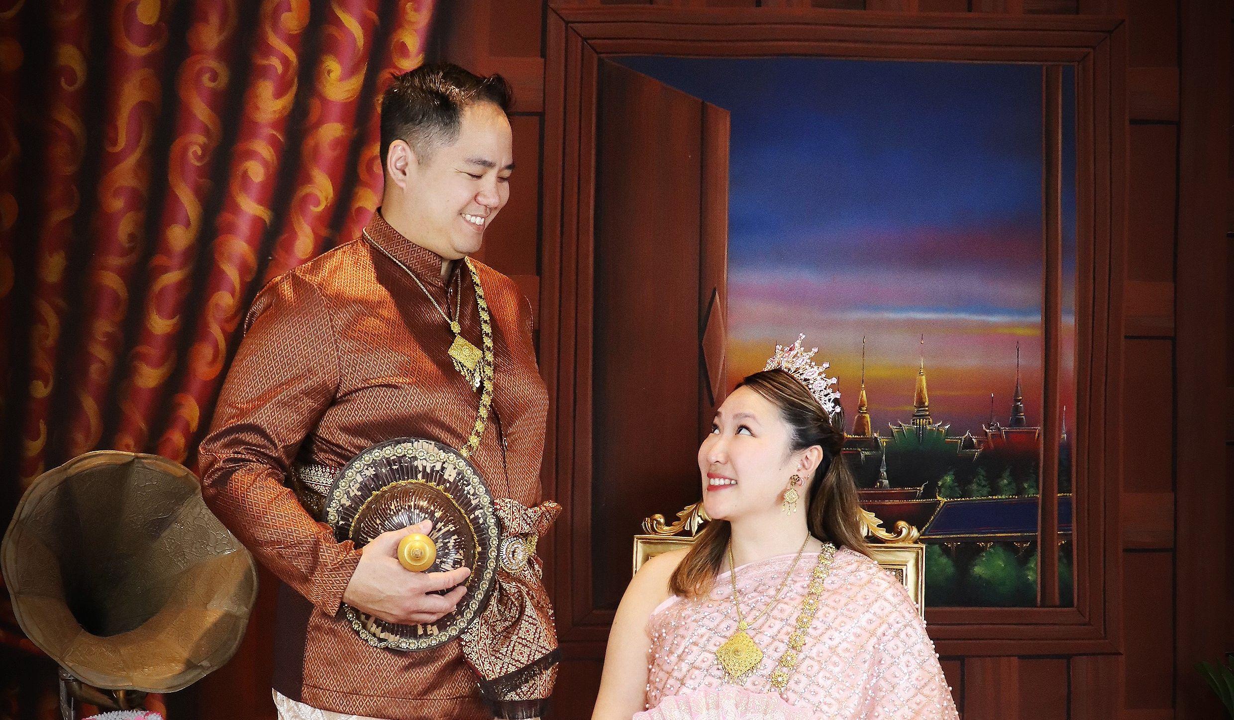 Mike Limanon and Eleanor Lai's Wedding Website