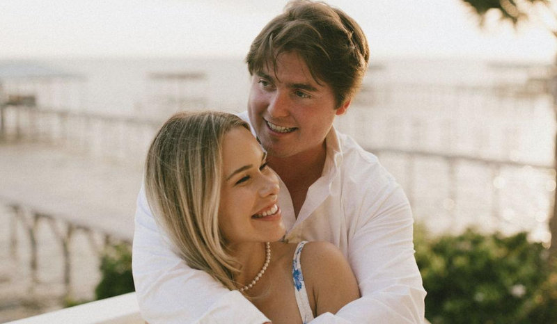 Susie McLaughlin and Hunter Quinnelly's Wedding Website