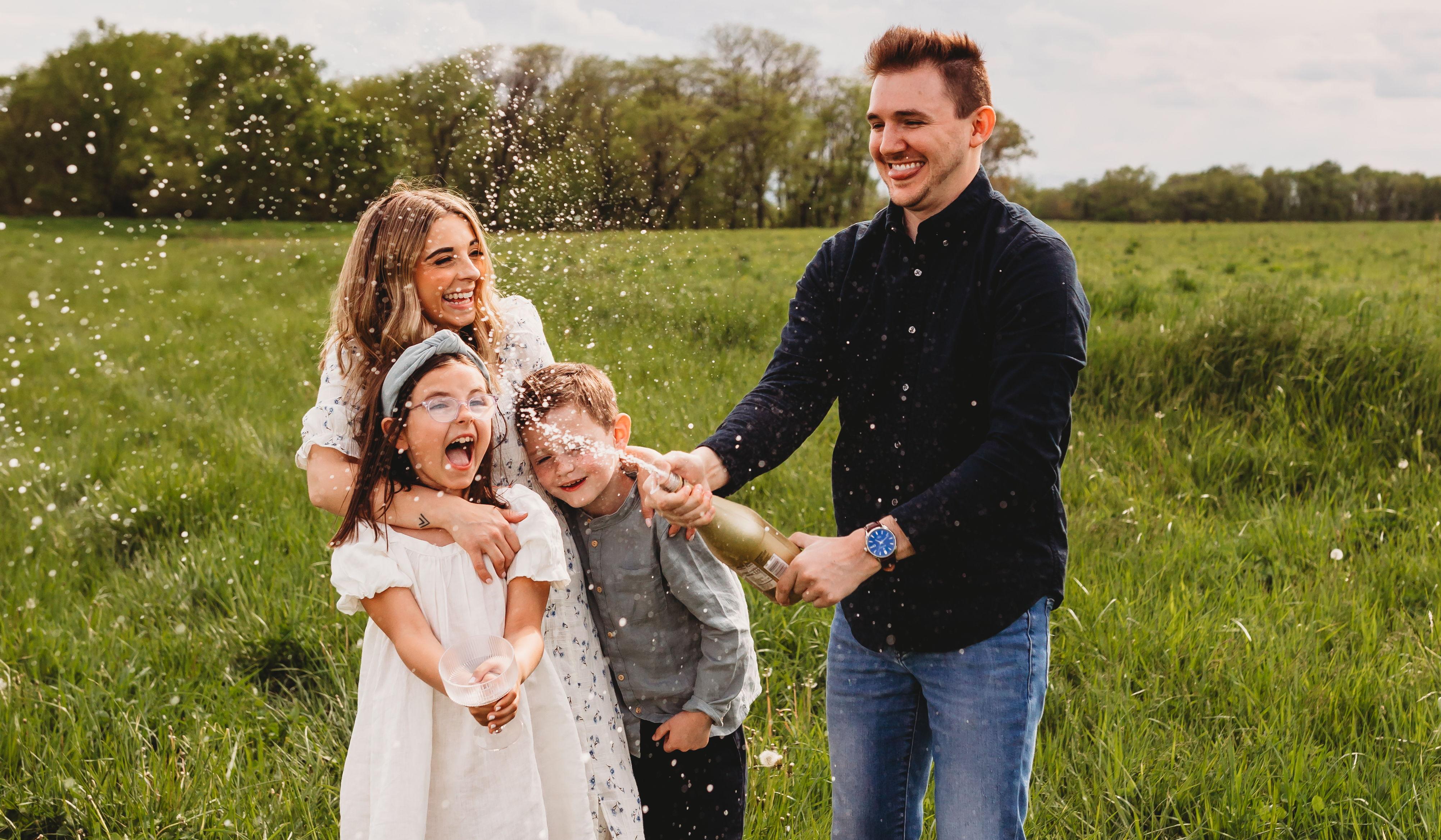 Lauren Hampson and Zach Nelson's Wedding Website