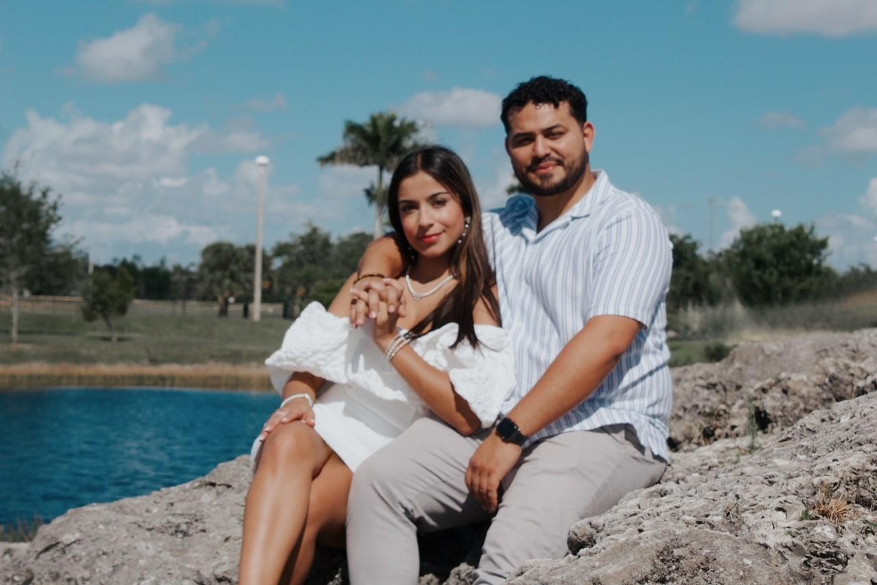 Genesis Meza and Abraham Gonzalez's Wedding Website