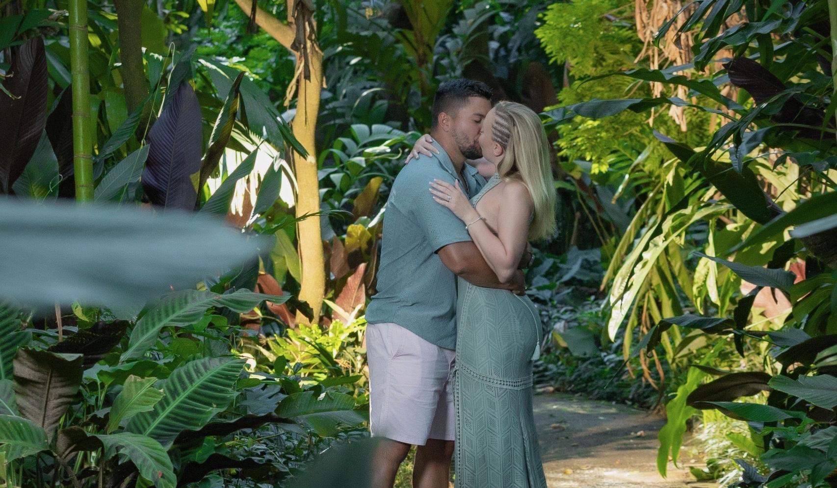 Lina Hille and Alan Gimenez's Wedding Website