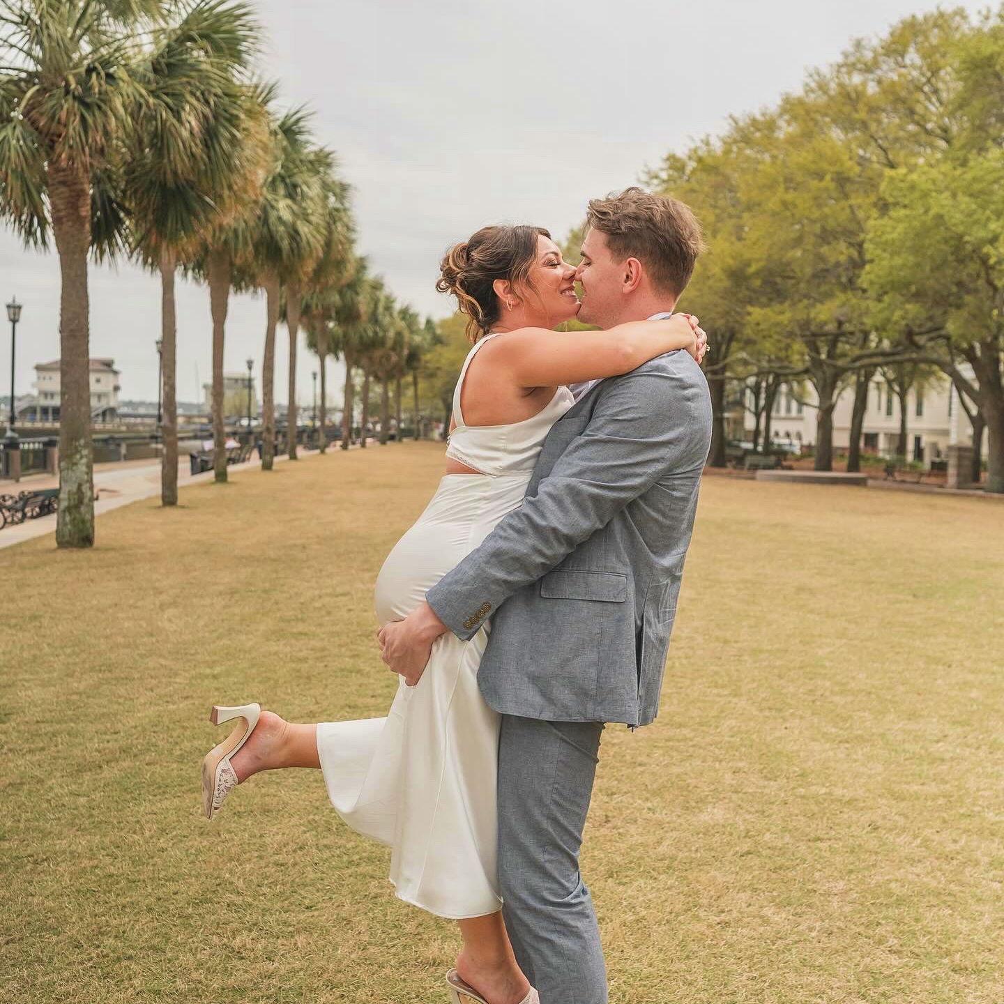 V and and S Riley's Wedding Website