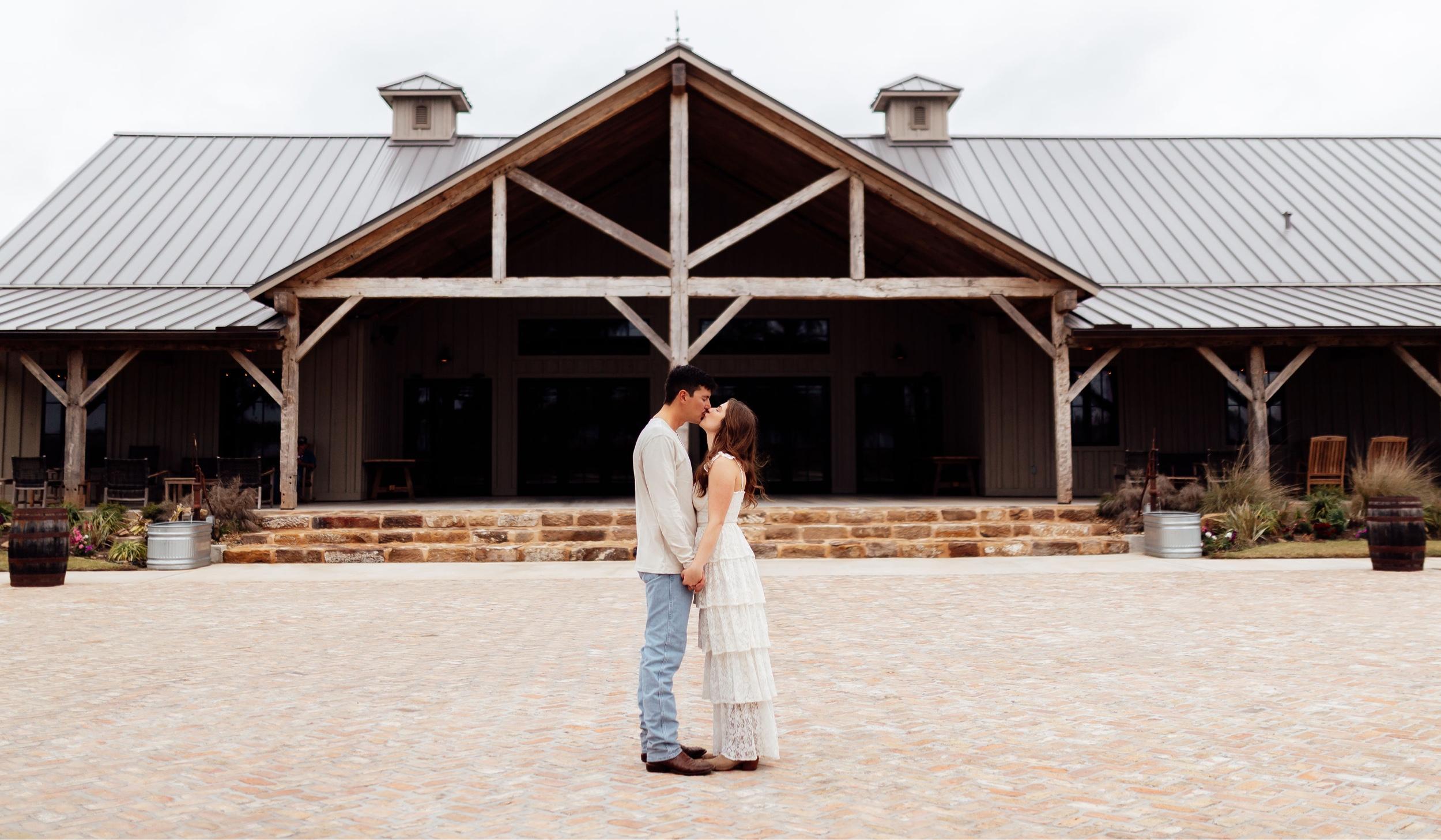 Victoria Tilley and Macaulay Becak's Wedding Website