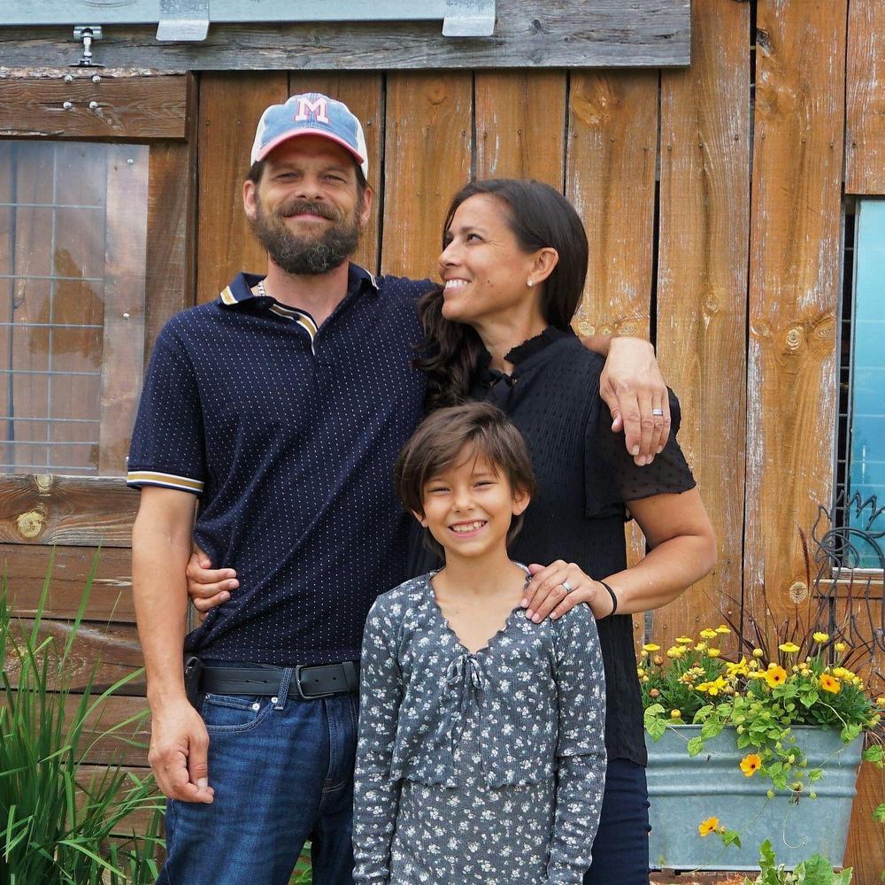 Maria Bamonti and Tommy Folden's Wedding Website