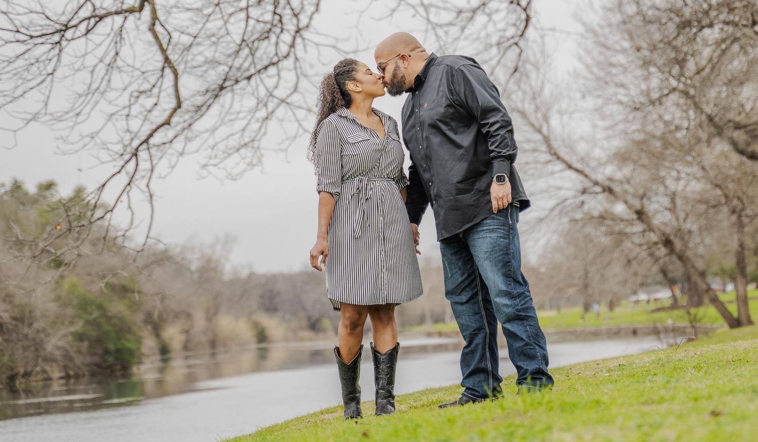 Don Mayes and Amanda Velasquez's Wedding Website