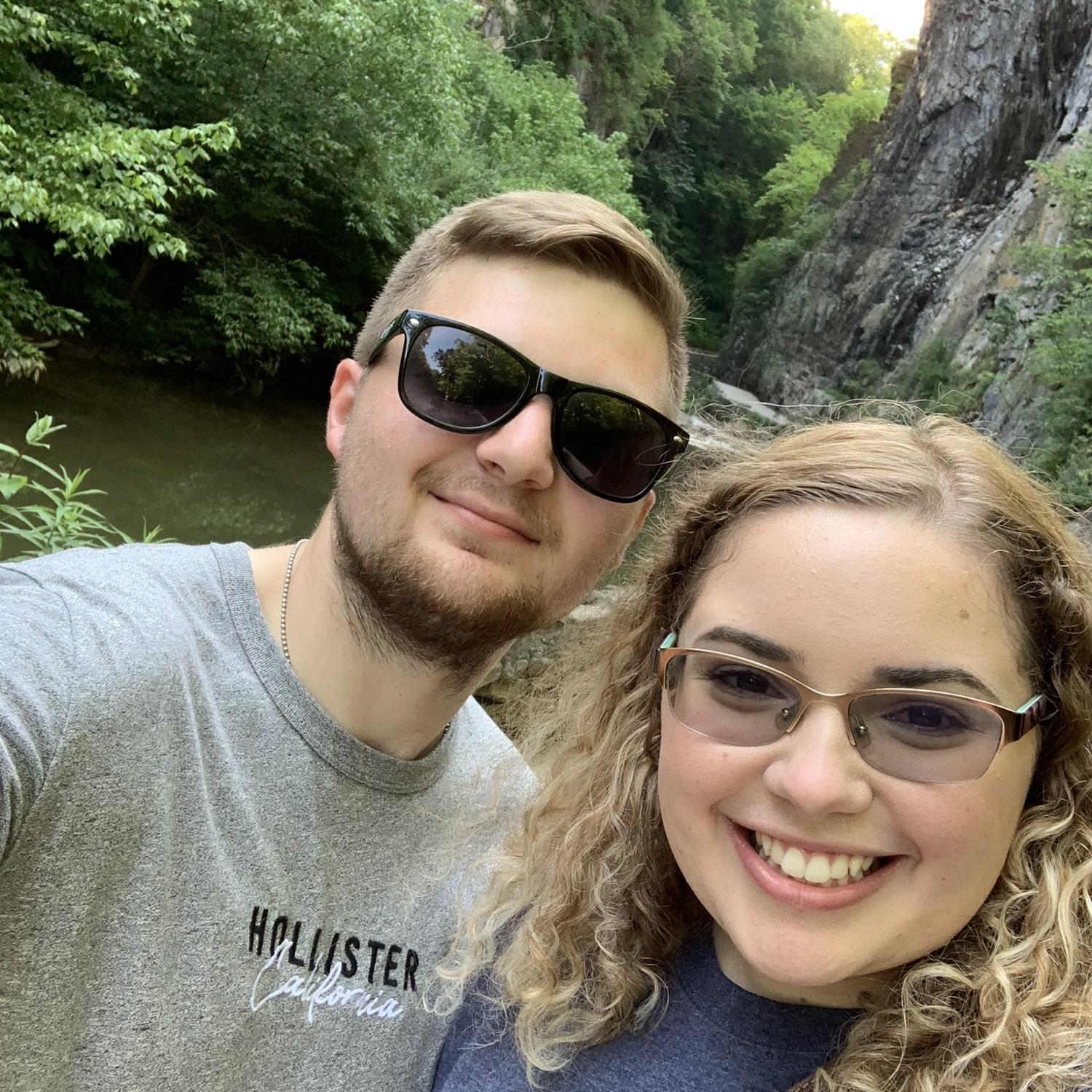 Jazmyne Forshey and Tyler Forshey's Wedding Website