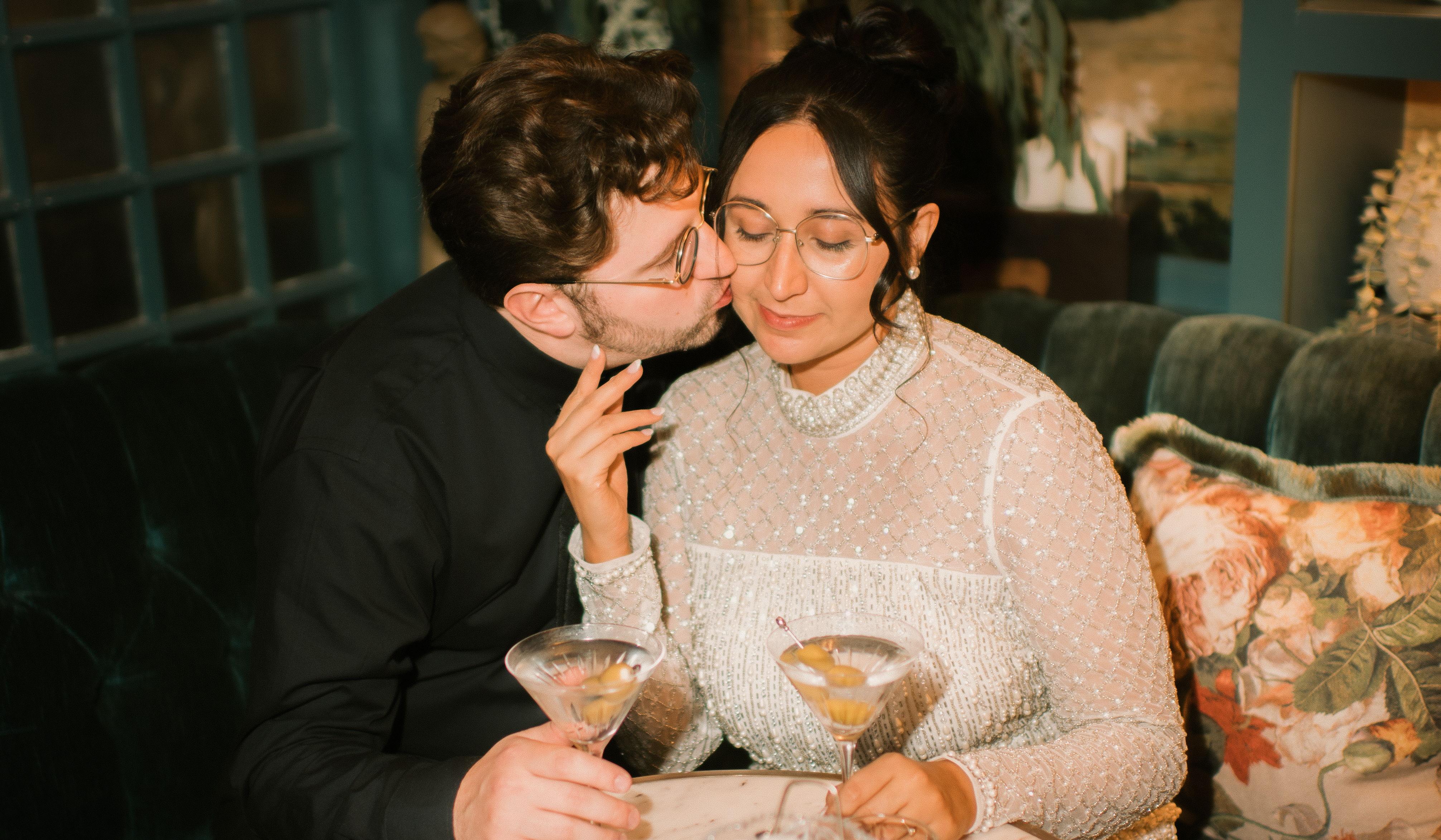 Justina Marie Hnatowicz and Peter John Hartsock's Wedding Website