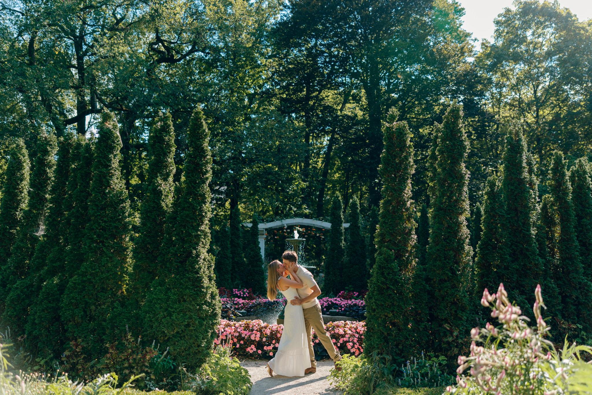Elizabeth Noble and Brendon Stevens' Wedding Website