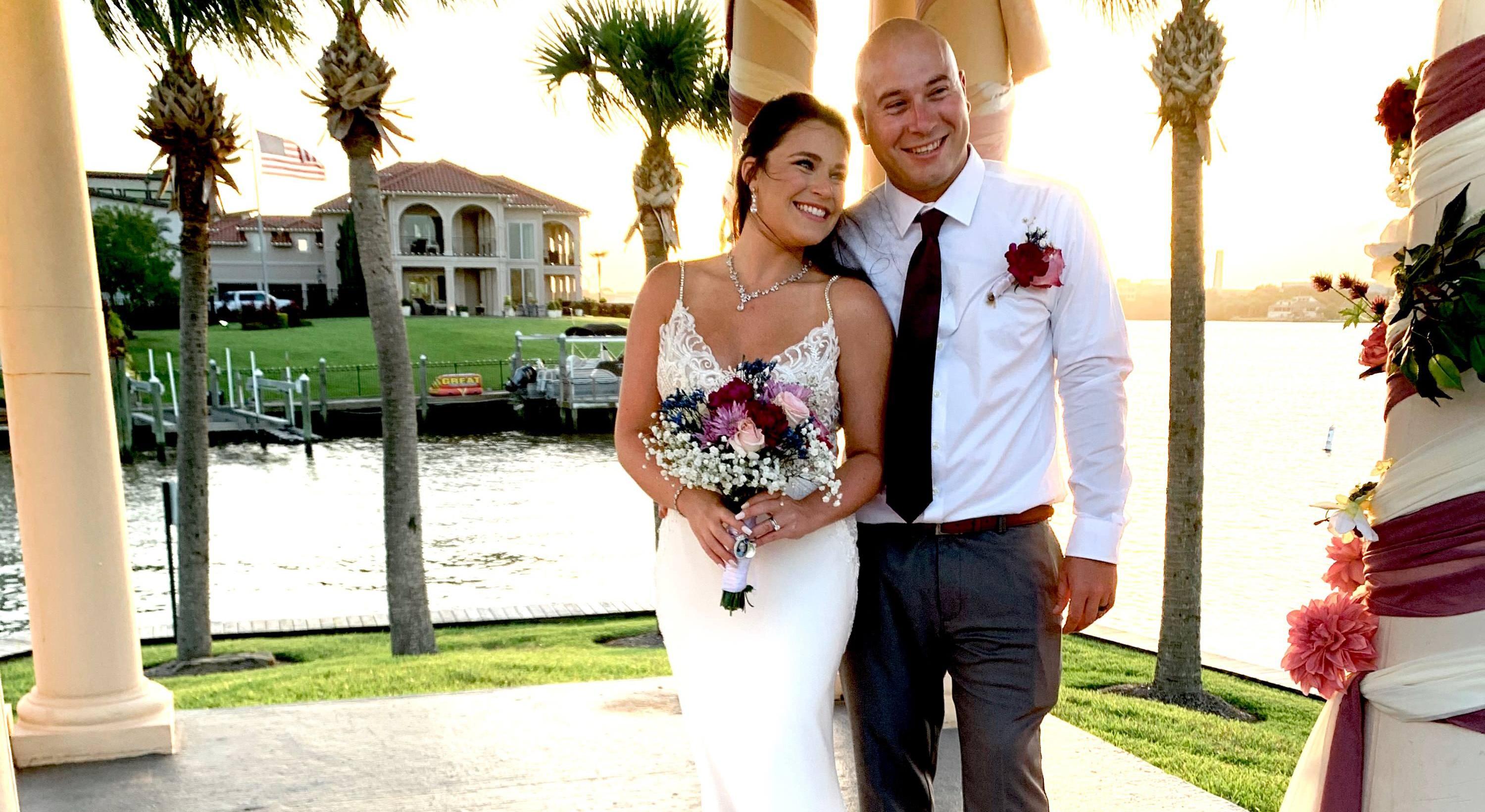 Lexi Kinney and Justin Kinney's Wedding Website