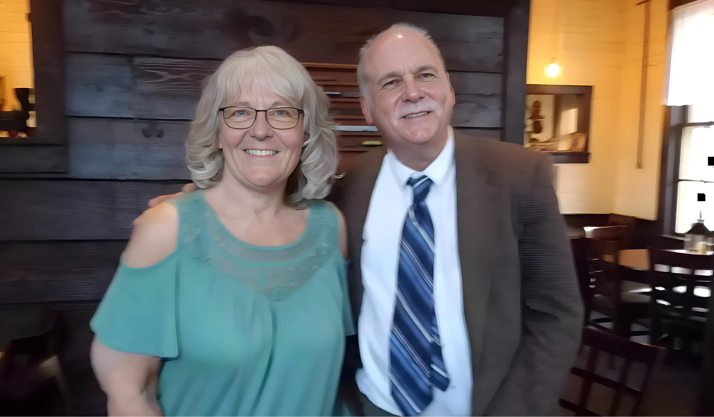 Marcia Buthmann and Mark L. Ford's Wedding Website