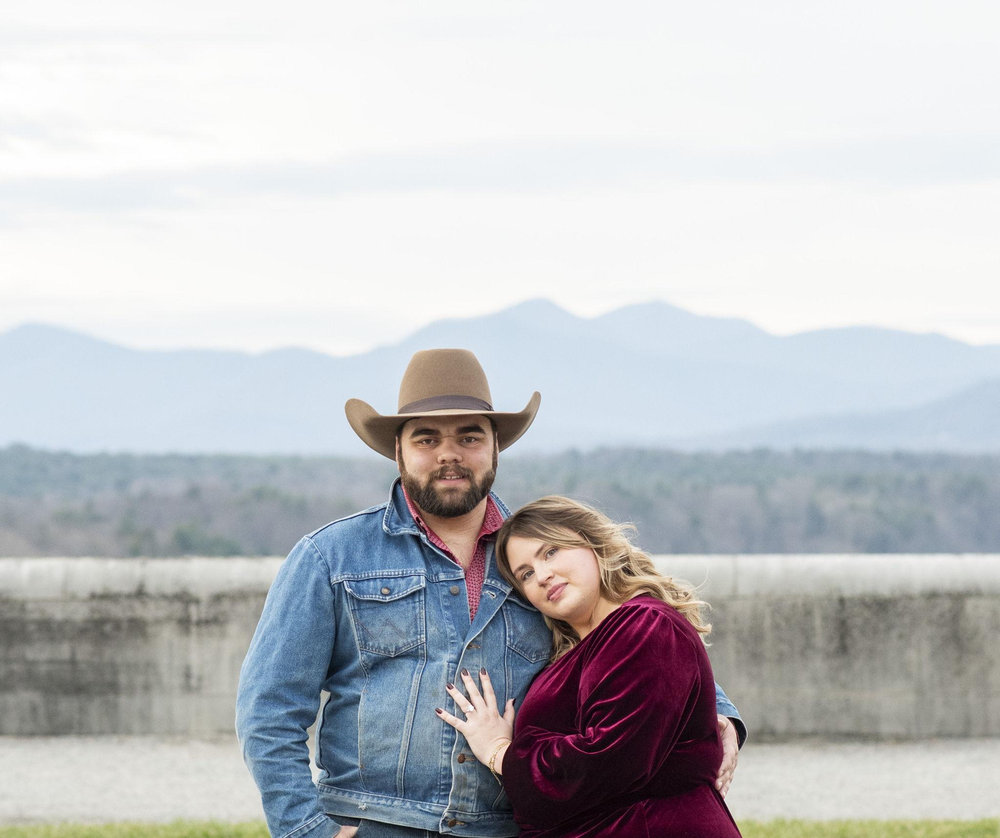 Logan Blaine Stripling and Hannah Elaine Parrott's Wedding Website