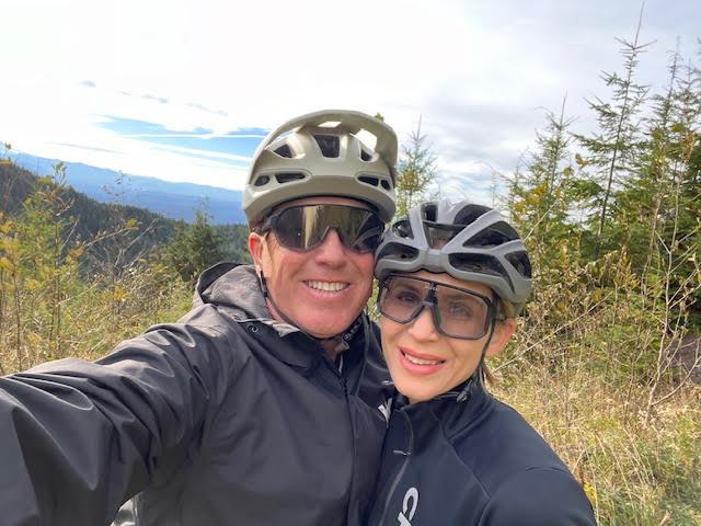 Kelly Koontz and Dan Blurton's Wedding Website