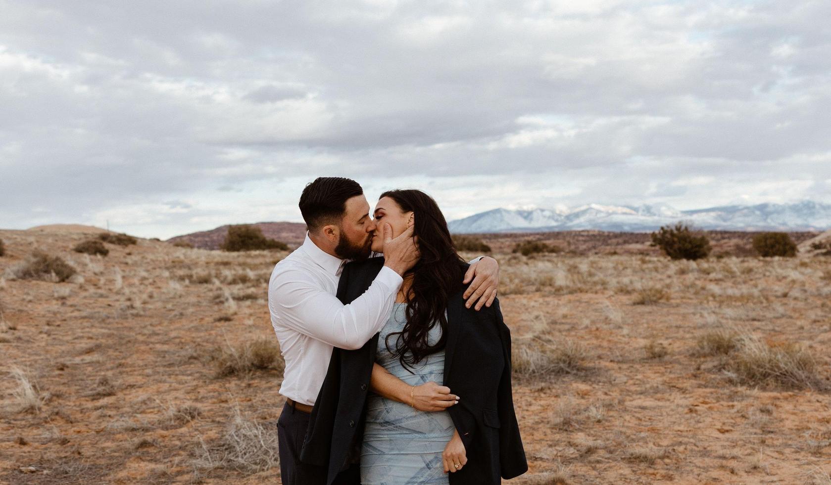 Amanda Layton and Tyler Meredith's Wedding Website