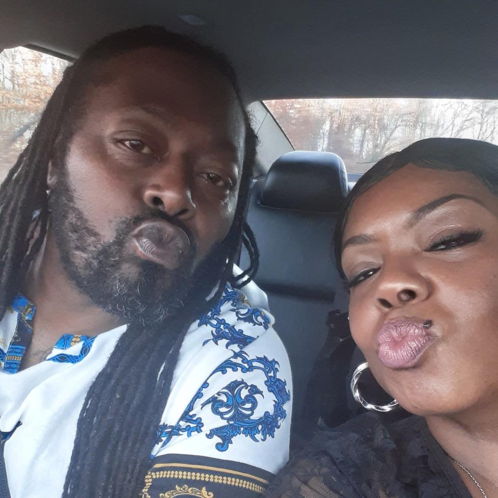 Nikki Blackburn and Donald Weaks' Wedding Website