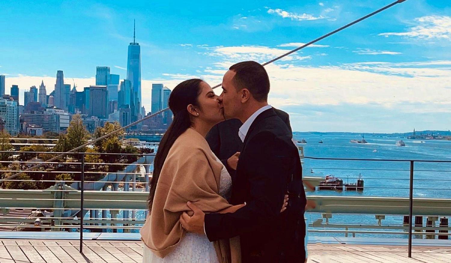 Sara Ferrer and David Luong's Wedding Website