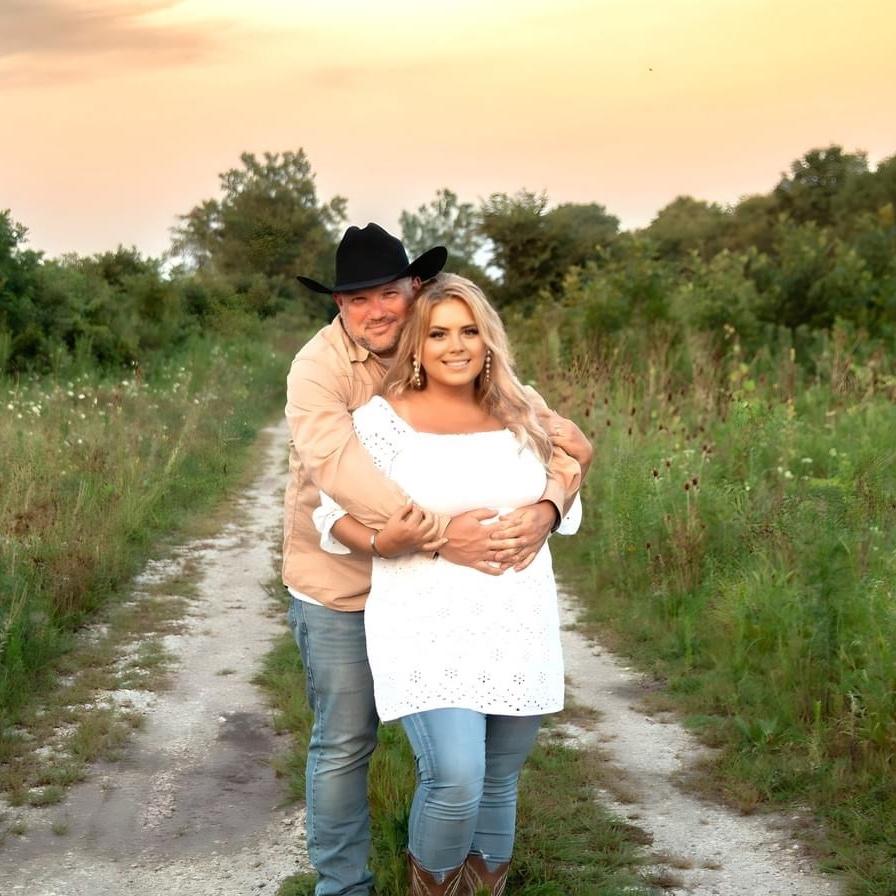 Jennifer Fugate and Michael Whitaker's Wedding Website