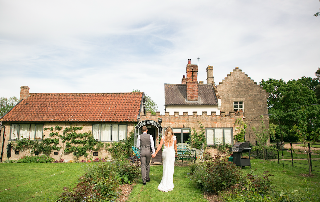 Kimberley Haynes and James Lowden's Wedding Website