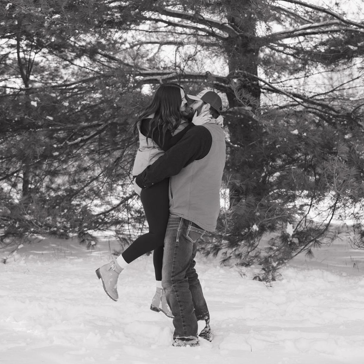 Riley Ellis and Derek Caudle's Wedding Website
