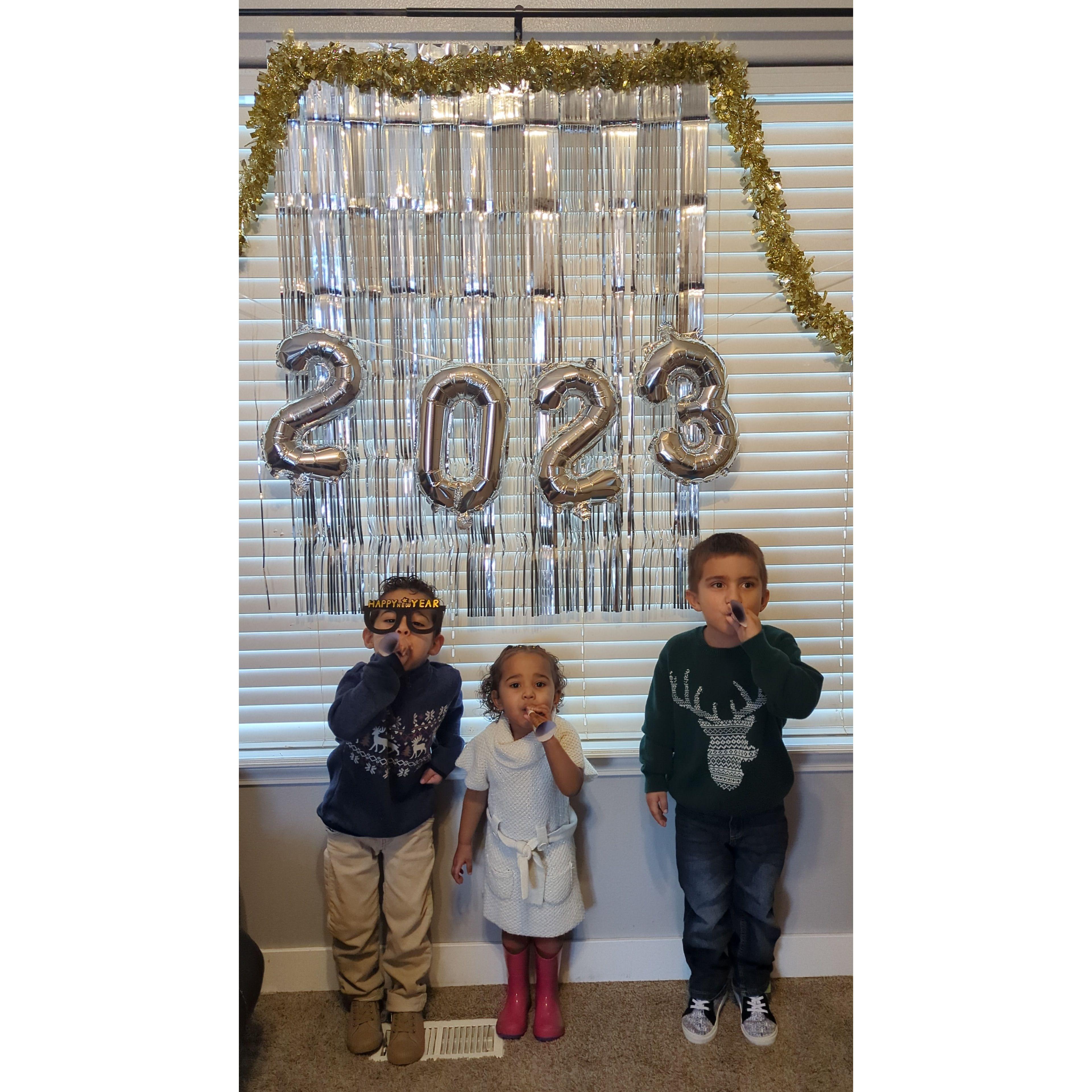 Sariah Edwards and Cameron Grant's Wedding Website