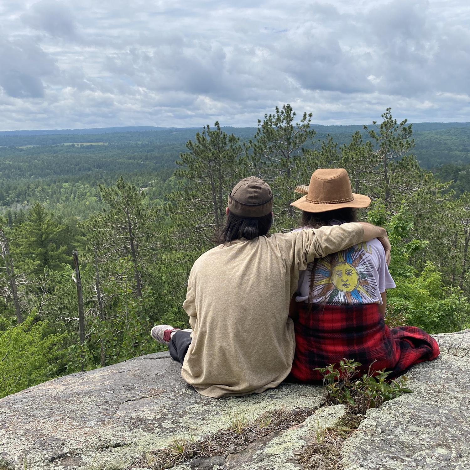 Holly Rowe and Micah Filizetti's Wedding Website