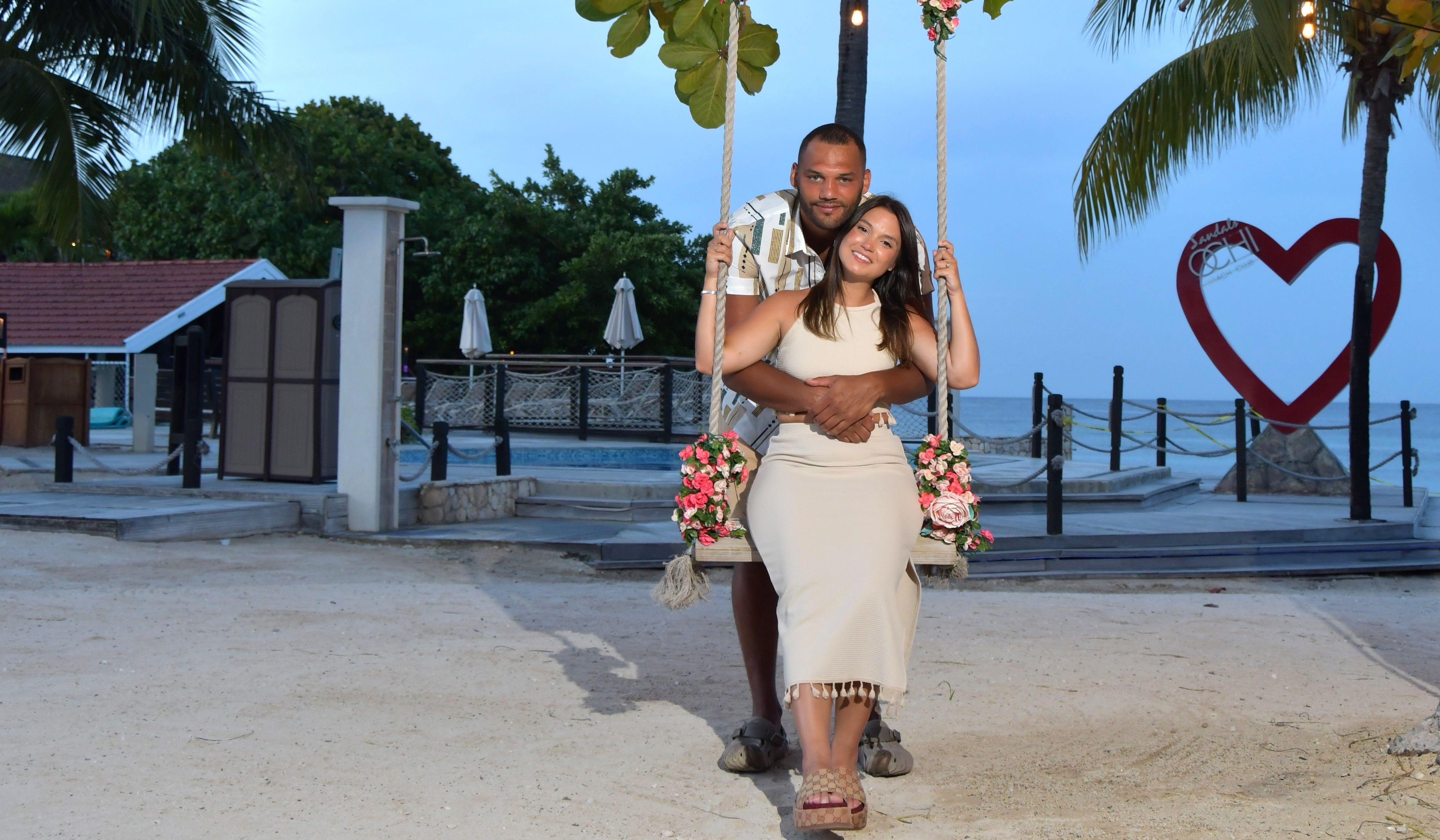 Jennifer Collins and Cameron Walker's Wedding Website