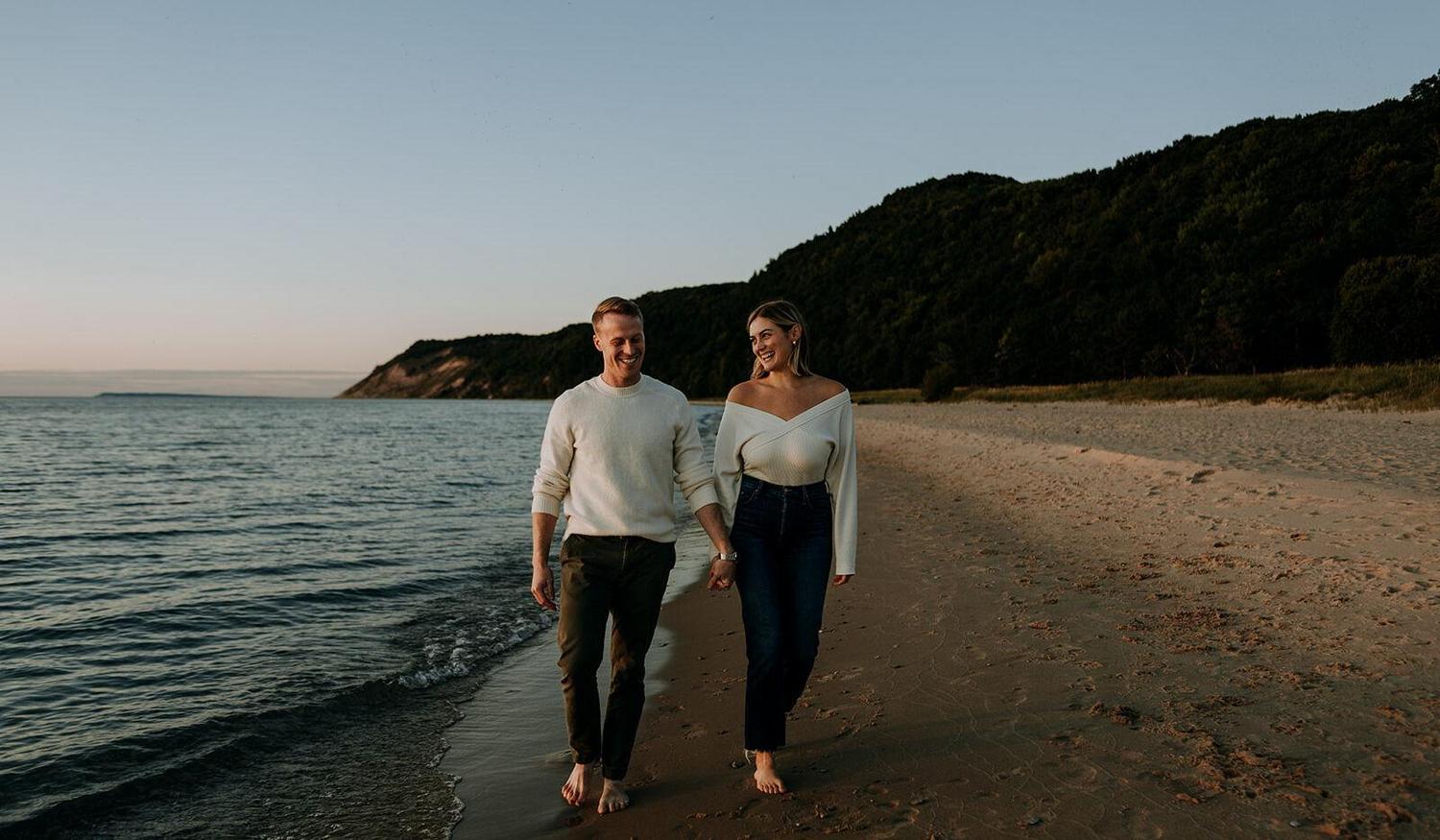 Sarah Jane Crimmins and Drew VanDrie's Wedding Website