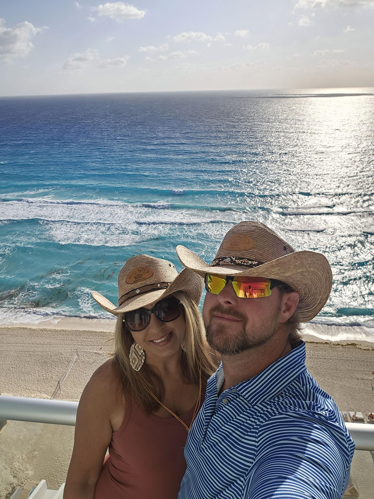 Angela Sims and Eric Tharp's Wedding Website