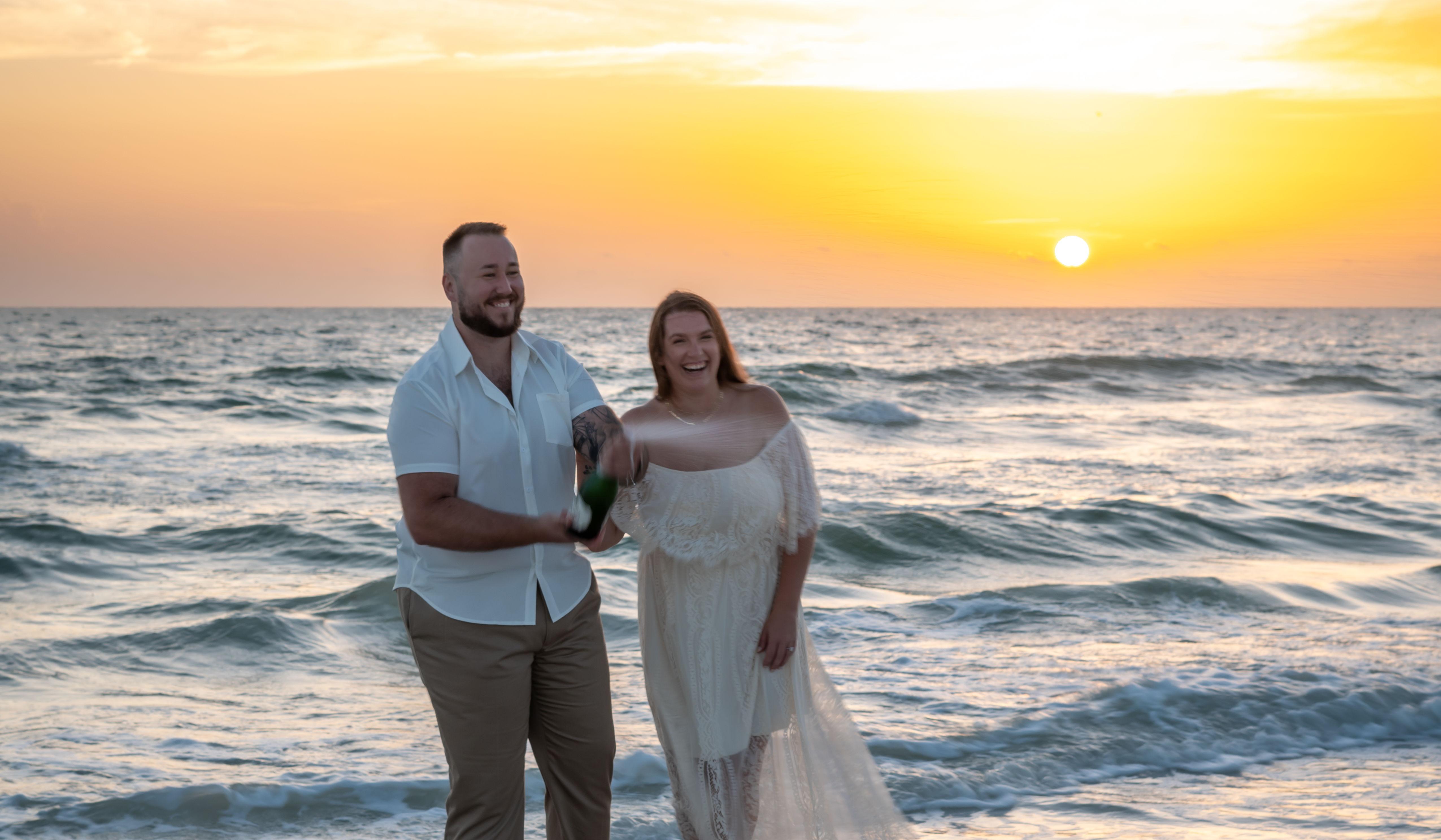 Samantha Lucchi and Devin Reese's Wedding Website