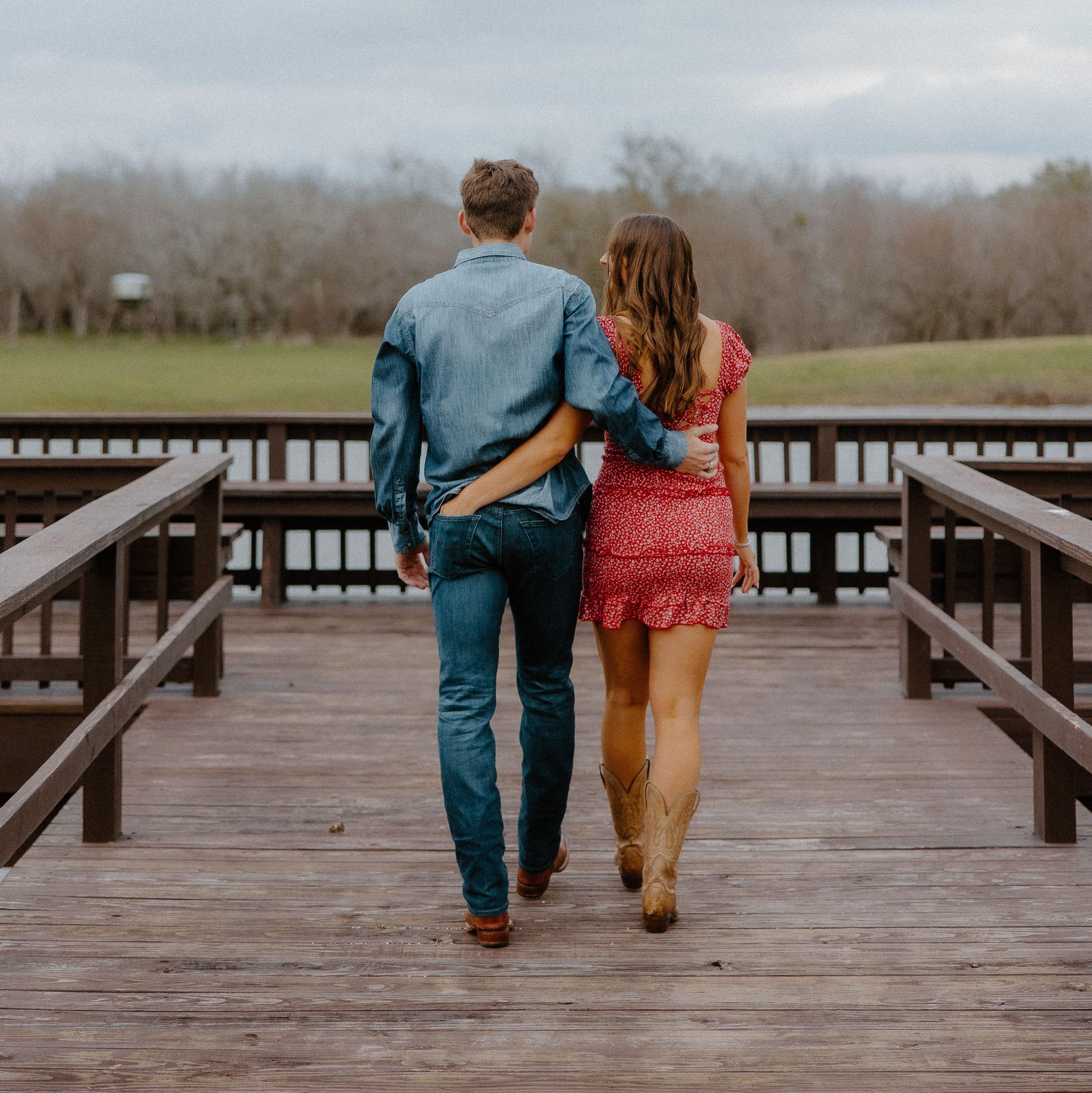 Sam Crockett and Lizzie Dagg's Wedding Website